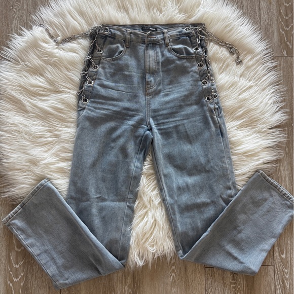 Fashion Nova | Jeans | Fashion Nova Gray Boyfriend Jeans With Chainup ...